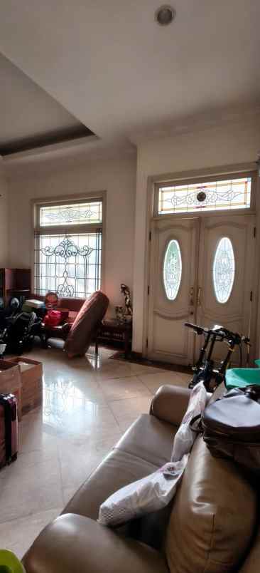 Rumah Graha Famili Family Dijual Murah Hadap Utara Shm Kpr Bank