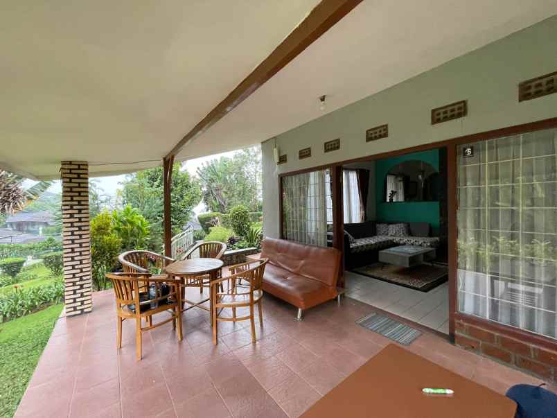 Jual Villa Cantik di Ciburial Cisarua Puncak Bogor Jual Villa Cantik di Ciburial Cisarua Puncak Bogor