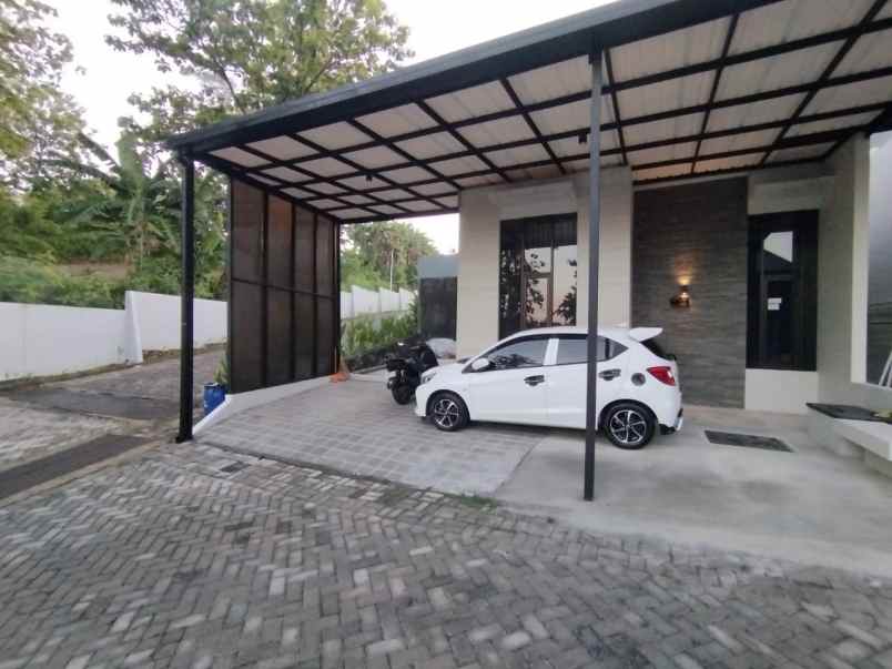 Dijual Rumah One Gate System di Bale Tentrem Ketileng Indah Semarang