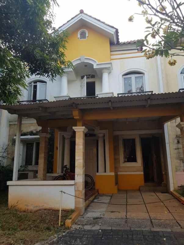 Dijual Rumah Raffles Hills Cibubur