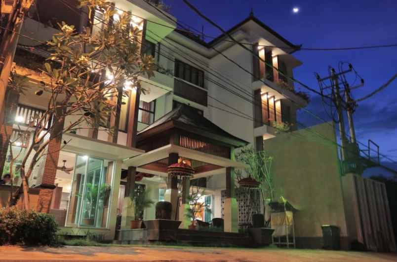 Jual Hotel Bintang 3 Bagus di Jalan Shri Lakshmi Kuta Badung Bali