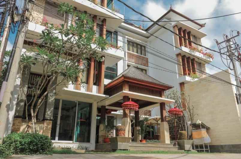 Jual Hotel Bintang 3 Bagus di Jalan Shri Lakshmi Kuta Badung Bali