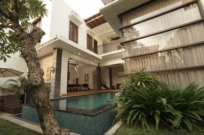 Jual Hotel Bintang 3 Bagus di Jalan Shri Lakshmi Kuta Badung Bali