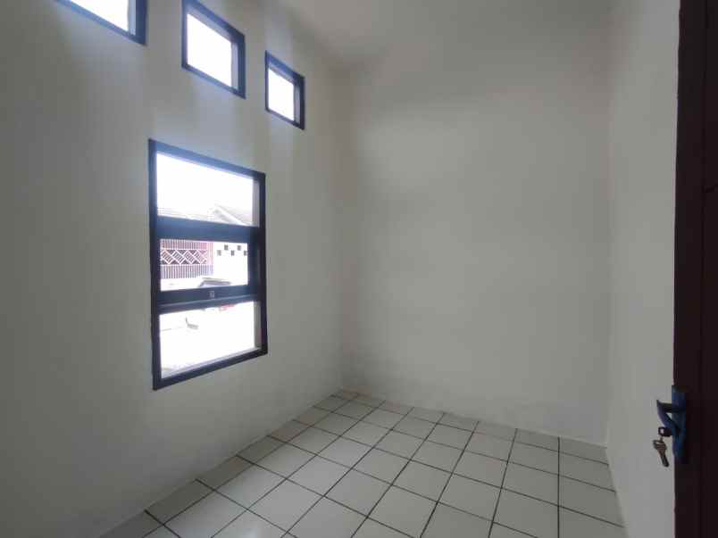 Rumah Subsidi Murah dekat Jakarta SHM 1,2 jt Flat