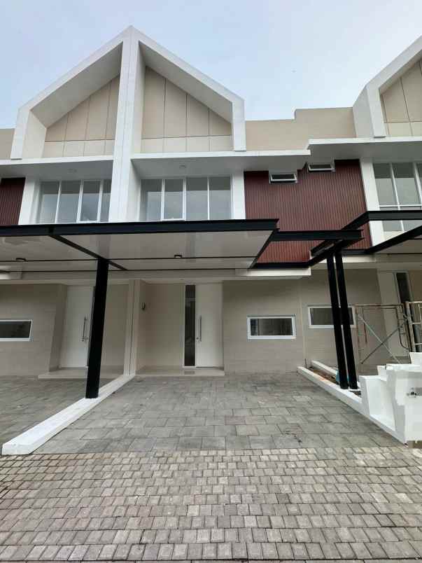 Disewa Rumah 2 Lantai dengan Rooftop Cluster Duo Talaga Bestari Cikupa